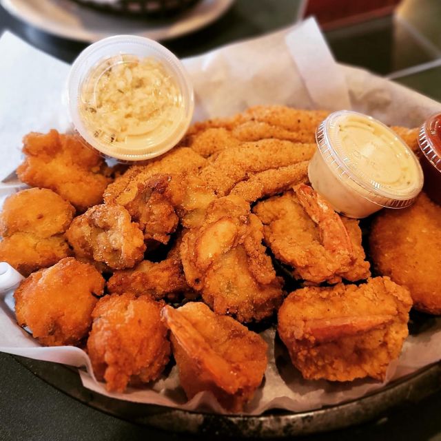 Home - A&J's Catfish Station